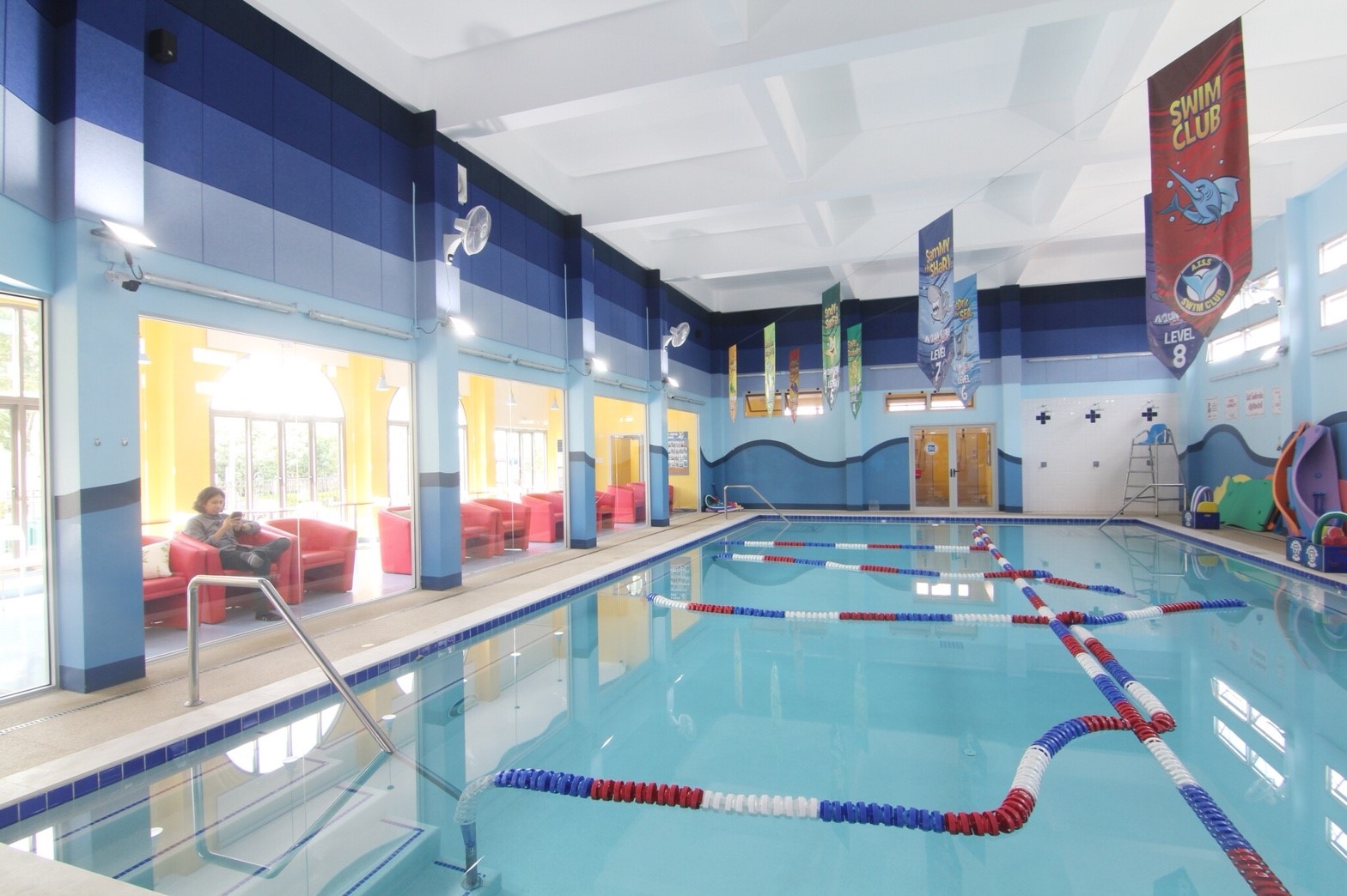 AQUA TOTS SWIM SCHOOL - WallPOD Design Acoustically