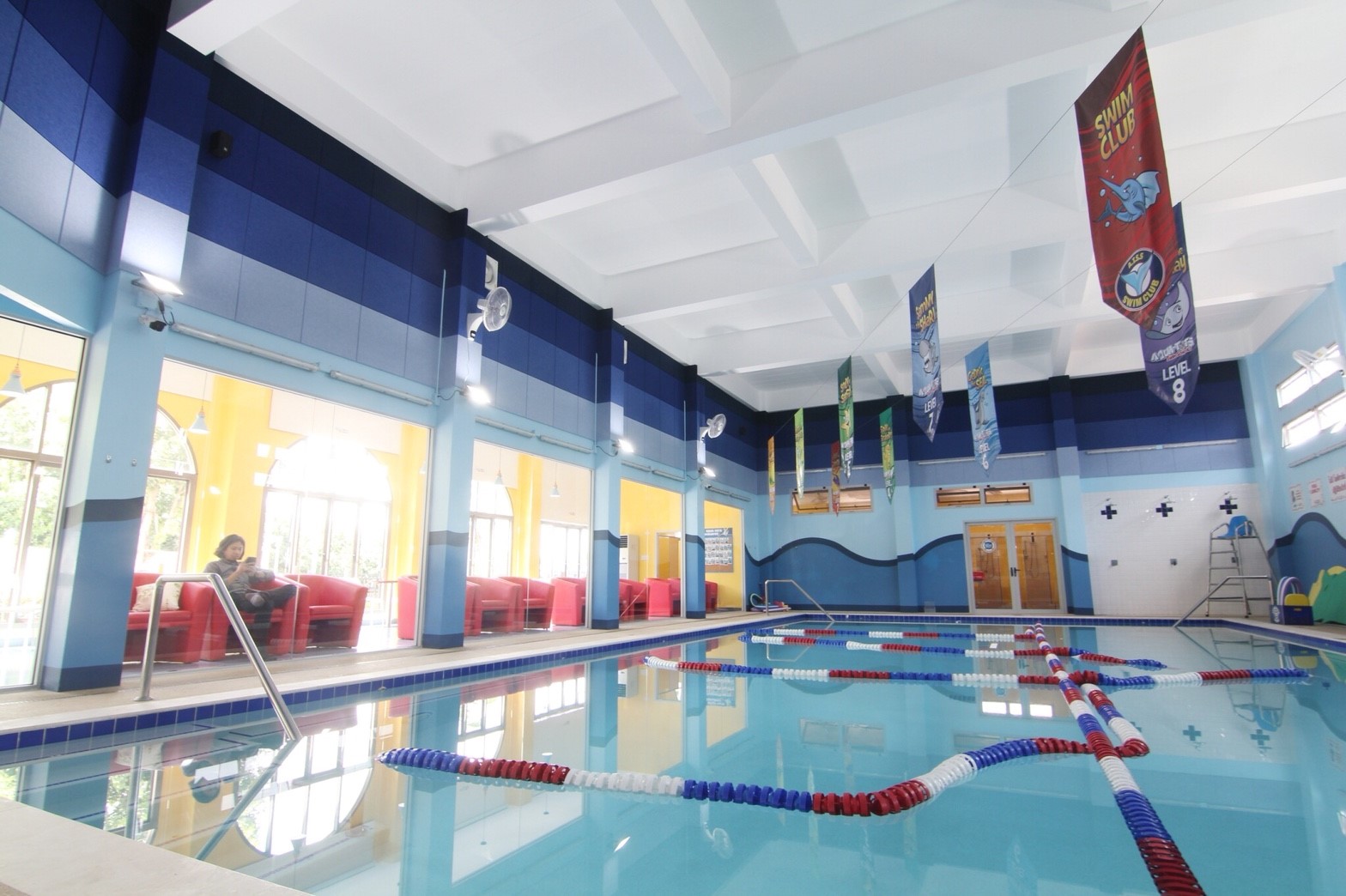AQUA TOTS SWIM SCHOOL - WallPOD Design Acoustically