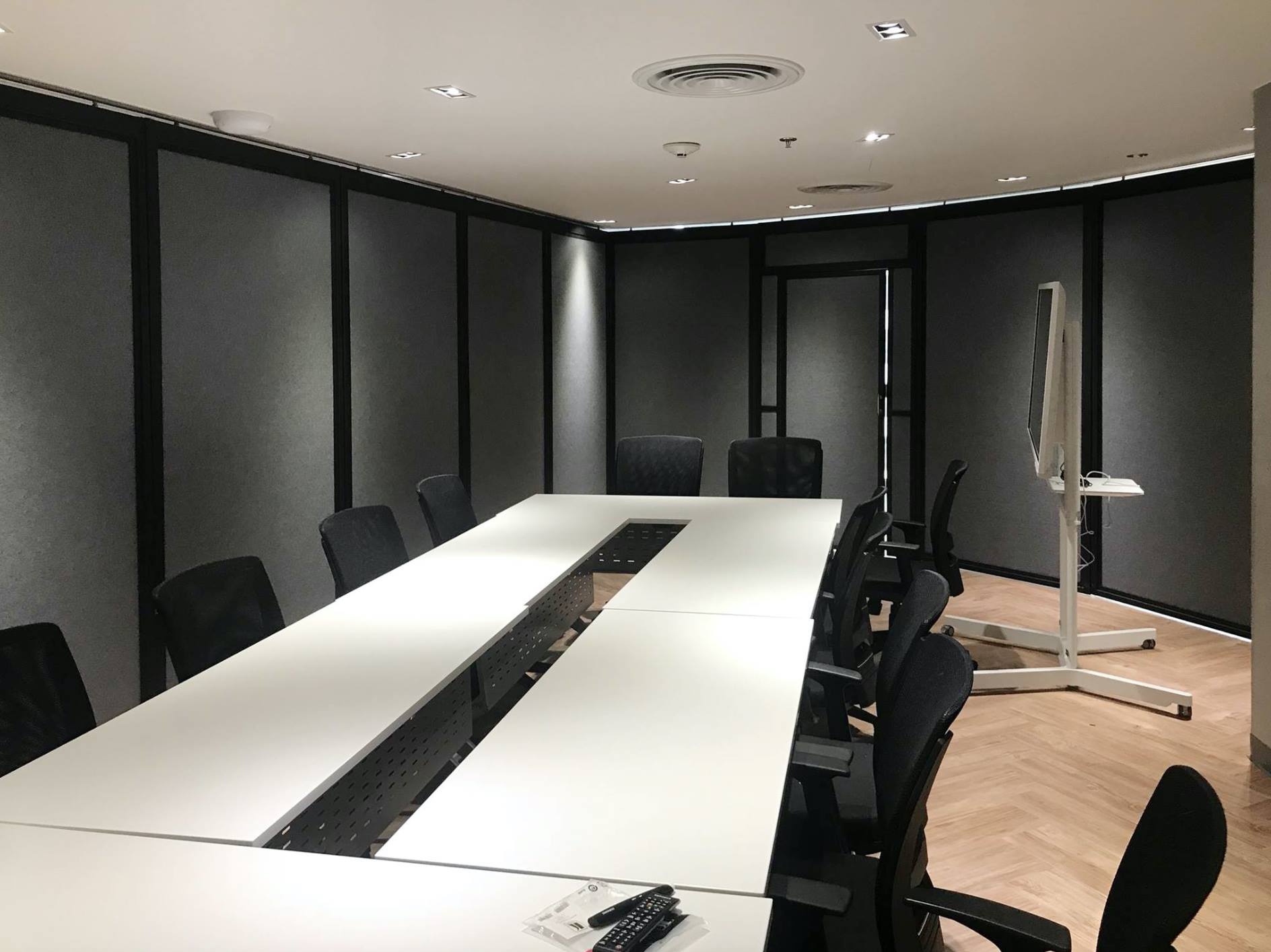 AIS Tower - WallPOD Design Acoustically